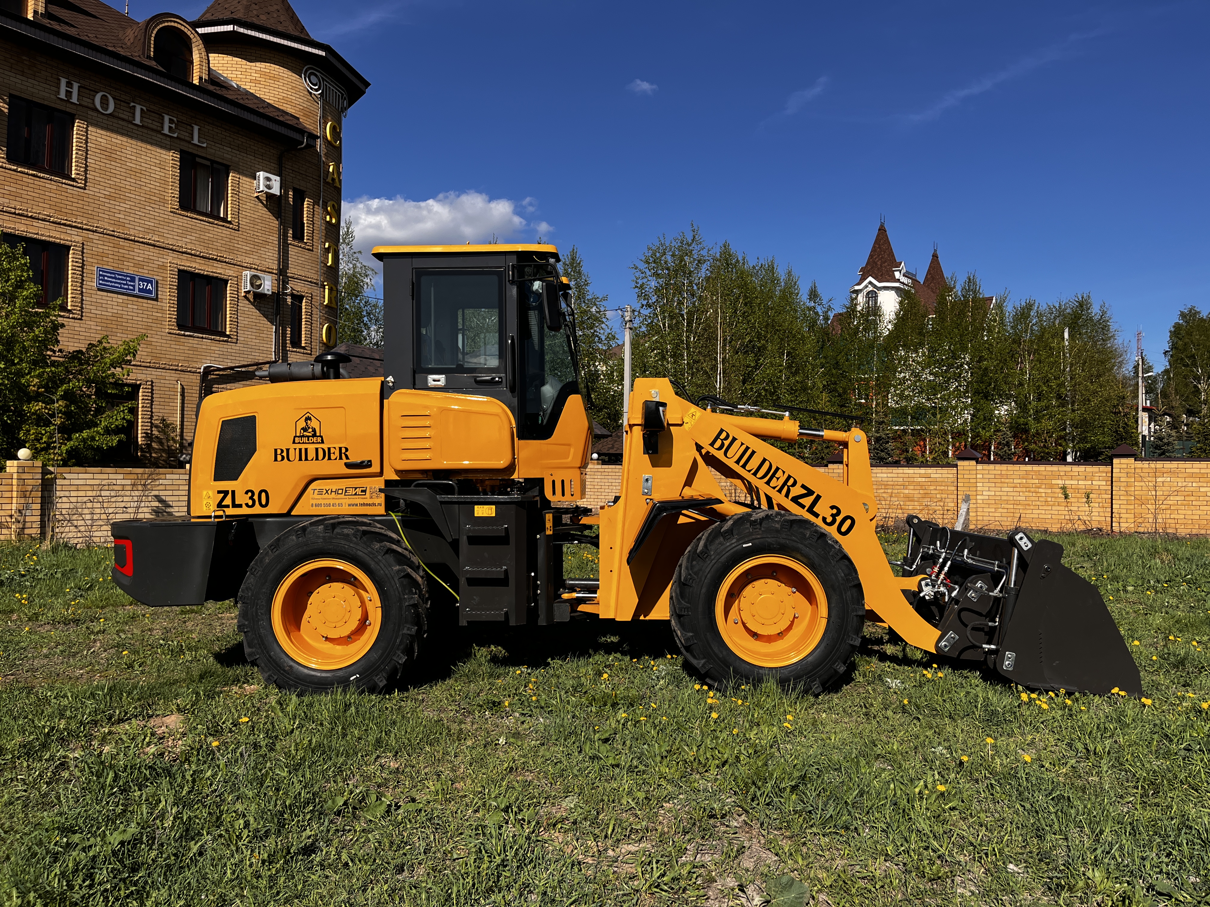 Купить фронтальный погрузчик BUILDER ZL30 в Казани - выгодные цены в ...