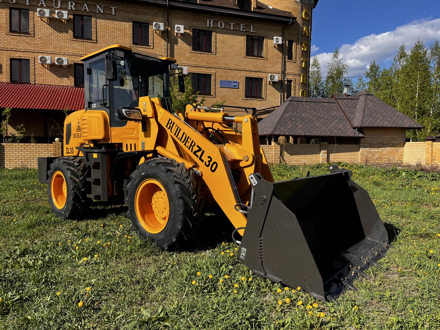 Купить фронтальный погрузчик BUILDER ZL30 в Казани - выгодные цены в ...